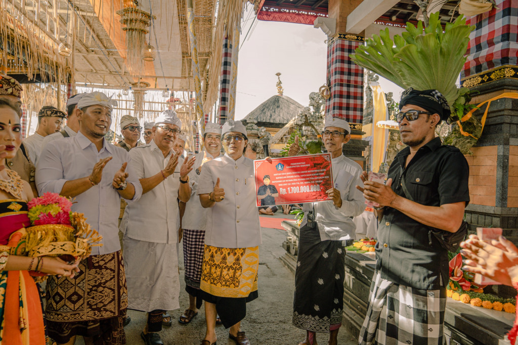 Karya Ngenteg Linggih di Pura Kahyangan Desa Adat Cau, Tabanan ...
